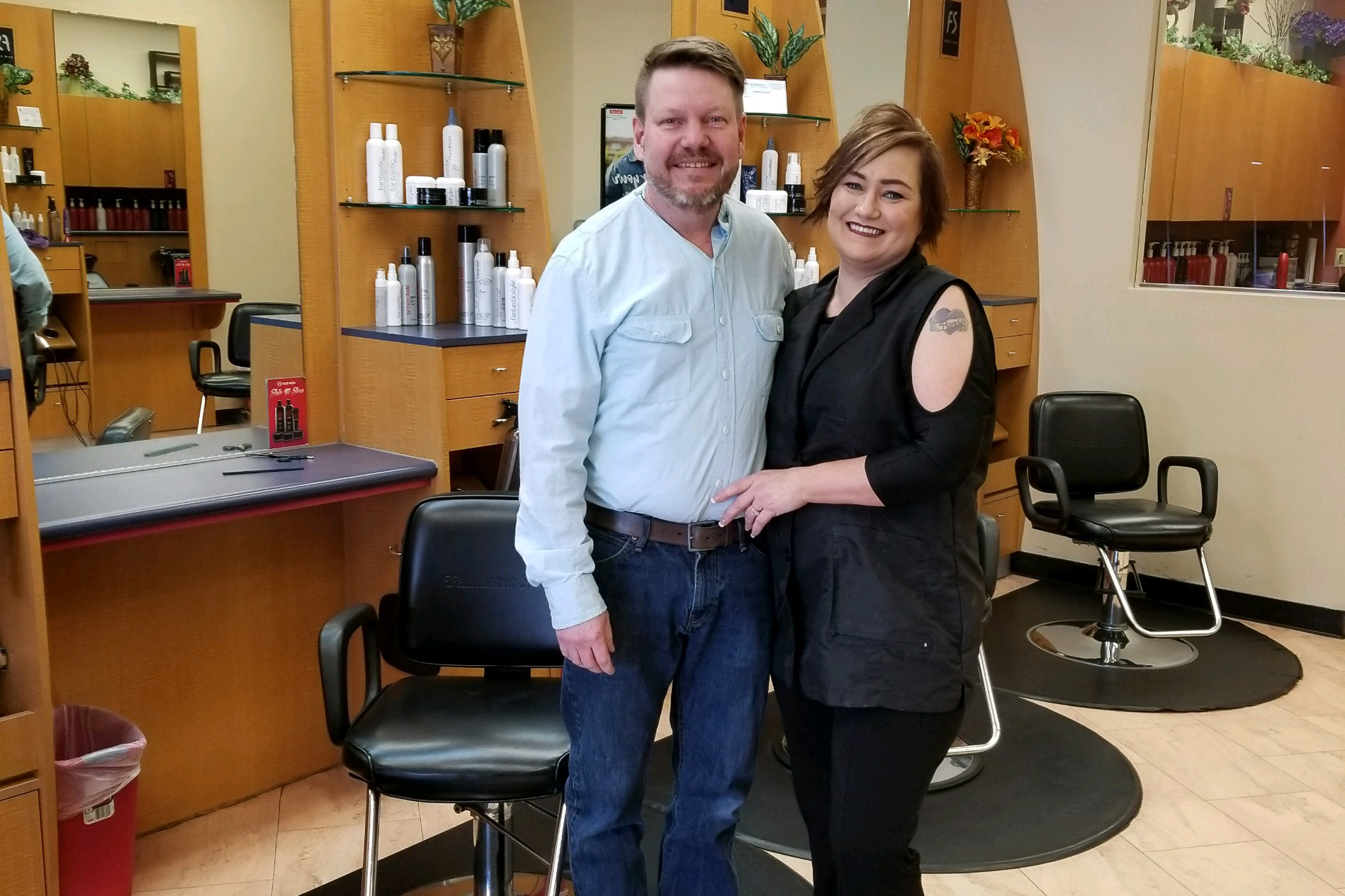 New salon owner keeps Litchfield looking fantastic - Southwest ...